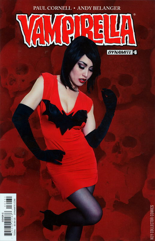 Vampirella #6 Cosplay Published August 2017 | Key Coll