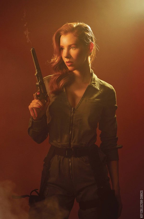 Heat Seeker: Combustion - A Gun Honey Series #1 Cosplay Pub